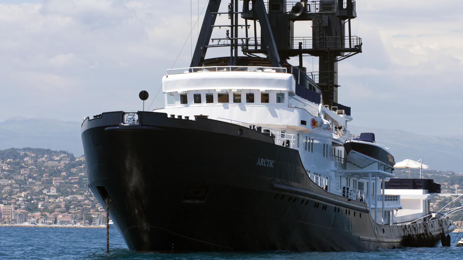 Yacht ARCTIC P, Schichau-Unterweser | CHARTERWORLD Luxury Superyacht Charters